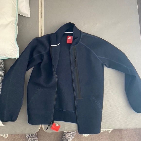 Nike | Jackets & Coats | Japan Exclusive Brand New Nike Tech Fleece ...